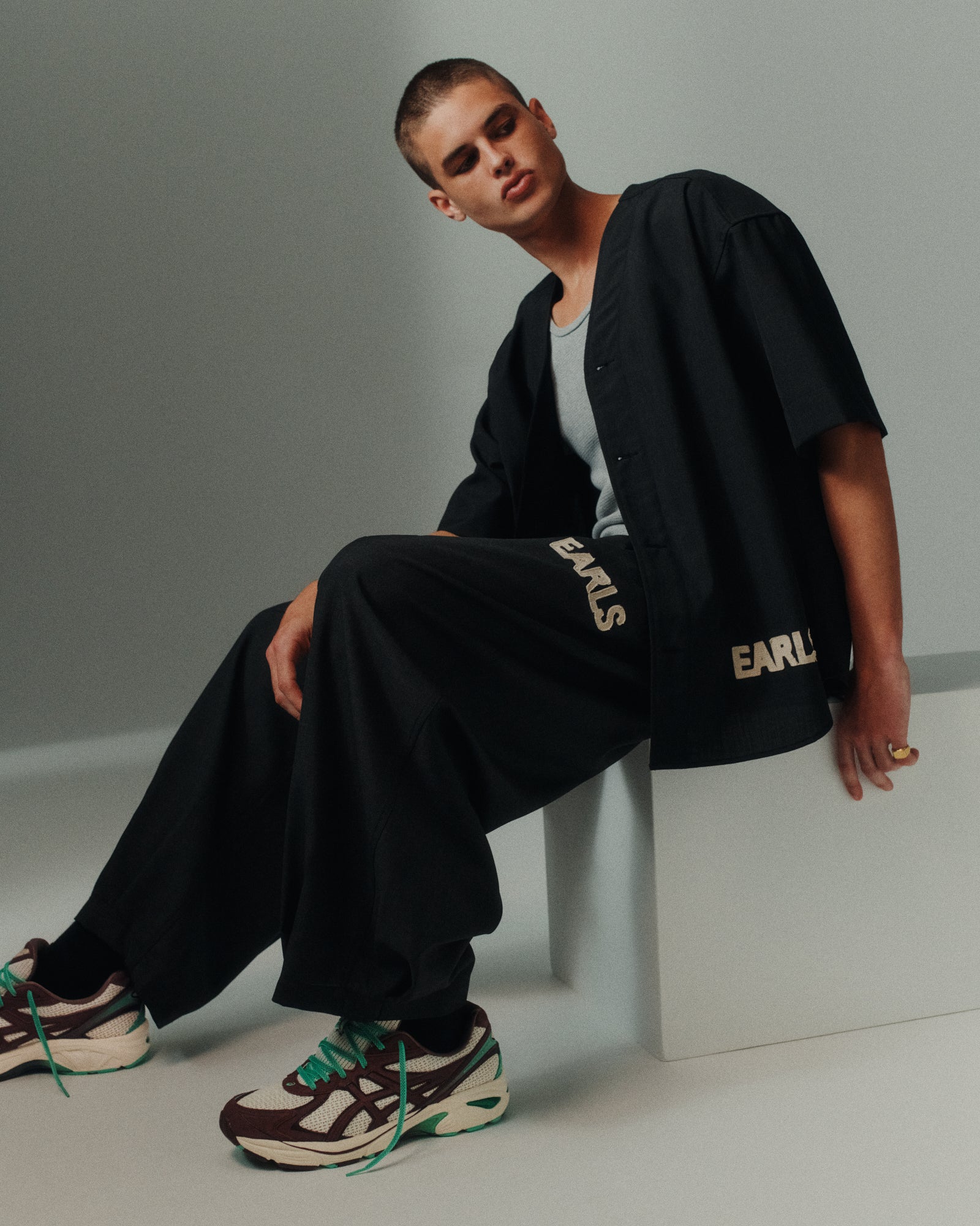 DELIVERY TWO – Earls Collection